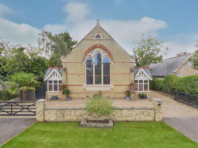 5 Bedroom Detached House