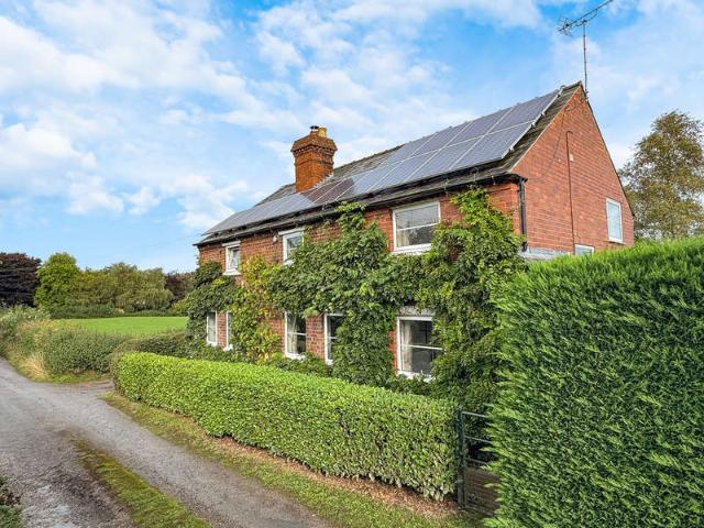 4 Bedroom Detached House