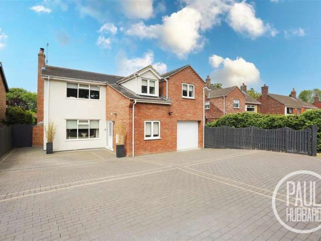 5 Bedroom Detached House