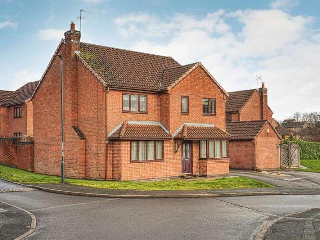 5 Bedroom Detached House