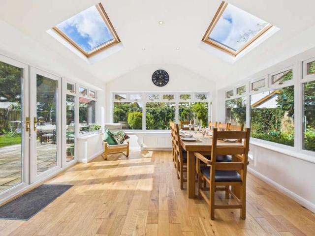 5 Bedroom Detached House