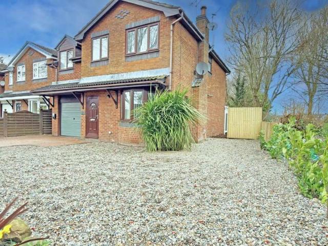 5 Bedroom Detached House