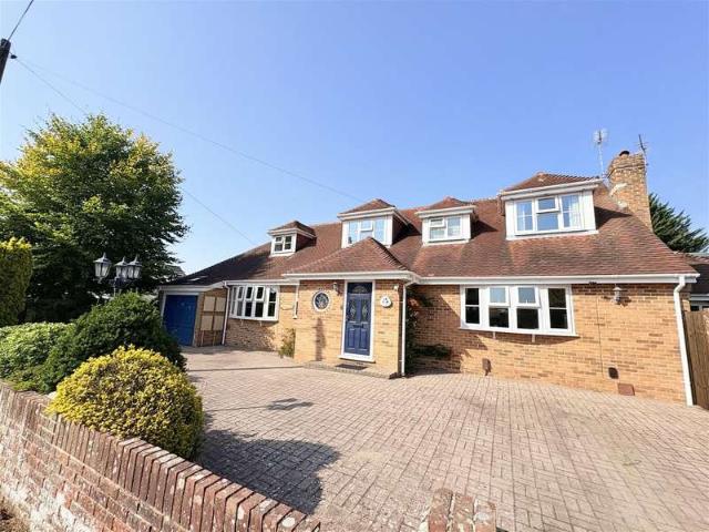 5 Bedroom Detached House