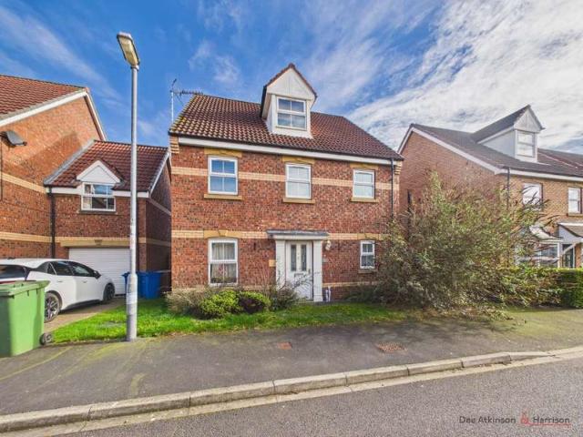 5 Bedroom Detached House