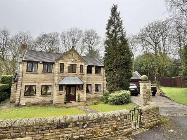 5 Bedroom Detached House