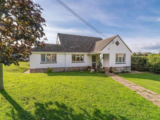5 Bedroom Detached House