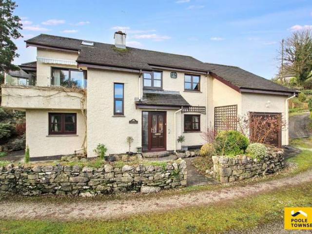 5 Bedroom Detached House