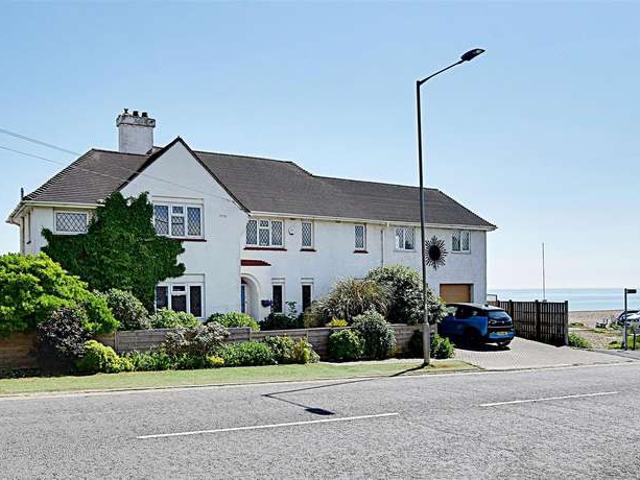 5 Bedroom Detached House
