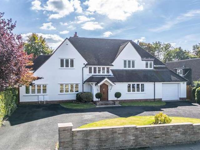 5 Bedroom Detached House