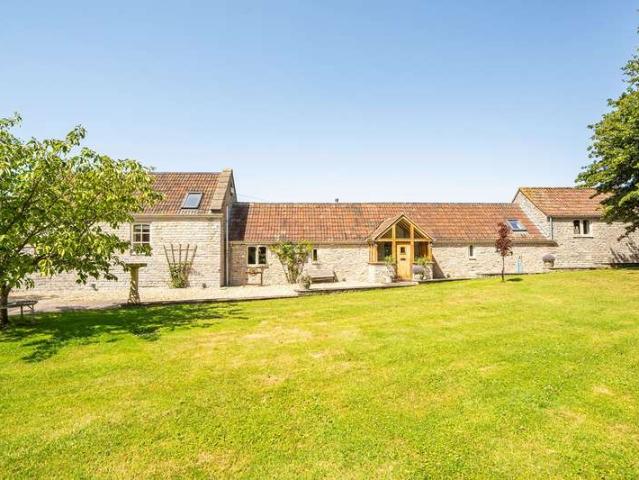 5 Bedroom Detached House