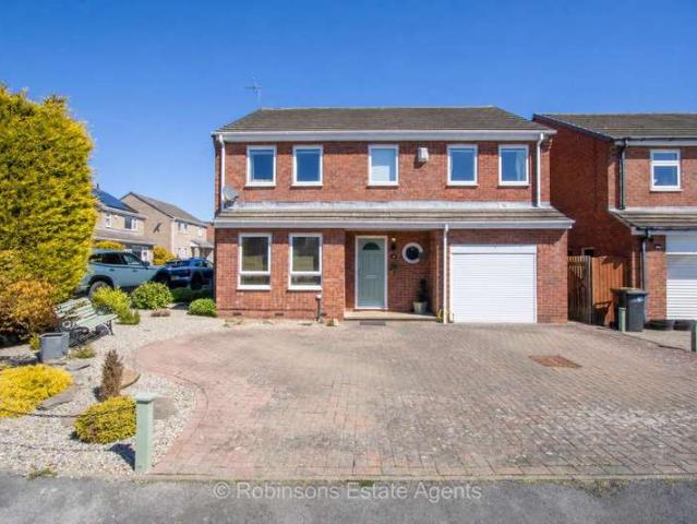 5 Bedroom Detached House