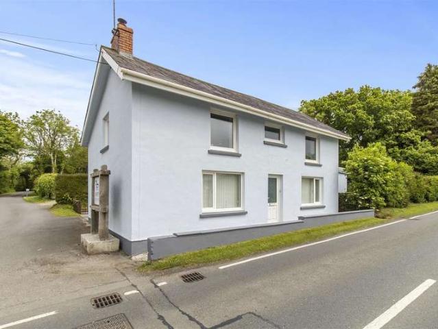 5 Bedroom Detached House