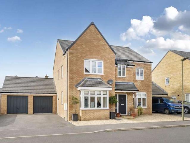 5 Bedroom Detached House