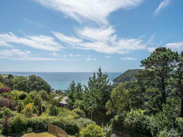 5 Bedroom Detached House