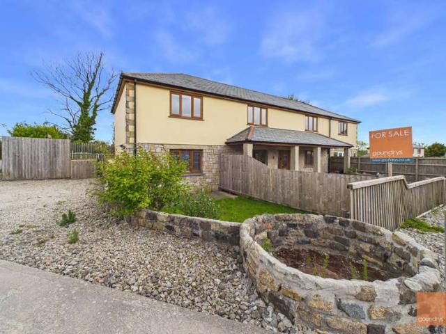 5 Bedroom Semi Detached House