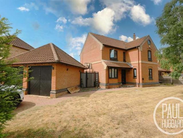 5 Bedroom Detached House