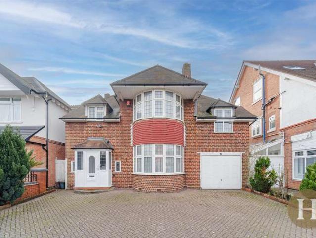 5 Bedroom Detached House