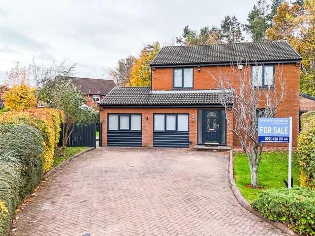 5 Bedroom Detached House