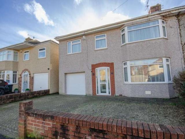 5 Bedroom Detached House