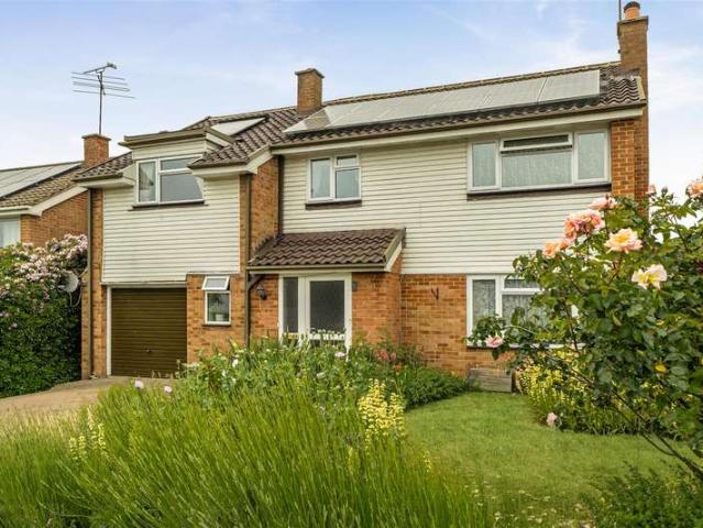 5 Bedroom Detached House