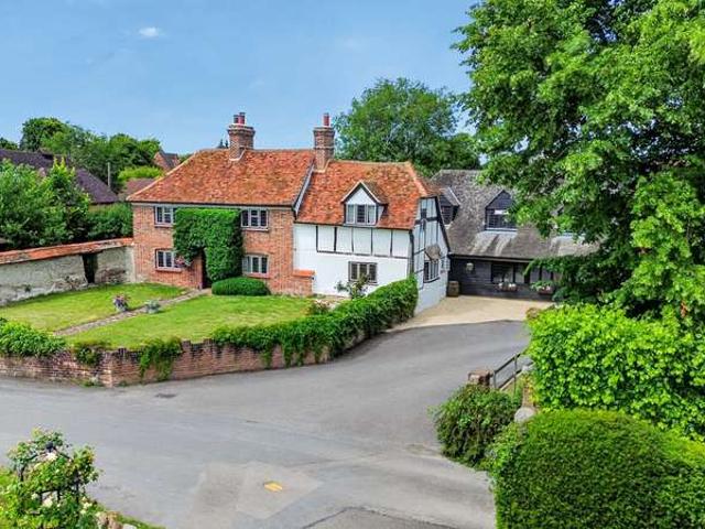 5 Bedroom Detached House