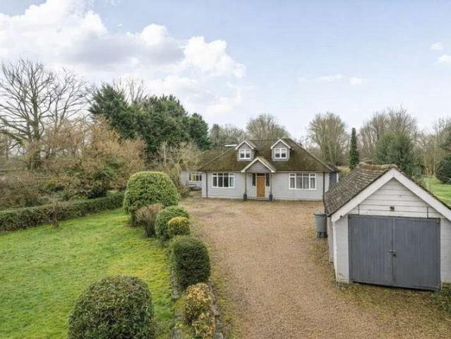 5 Bedroom Detached House