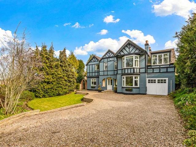 5 Bedroom Detached House