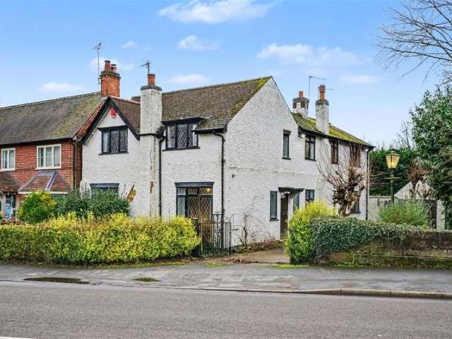 5 Bedroom Detached House
