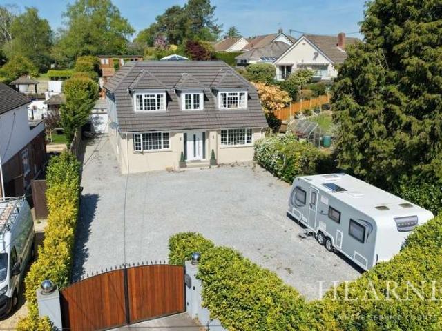 5 Bedroom Detached House