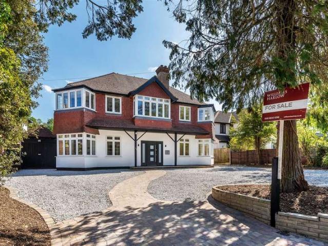 5 Bedroom Detached House