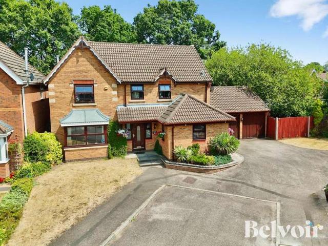 5 Bedroom Detached House
