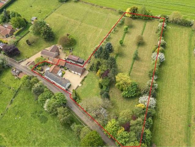 5 Bedroom Detached House