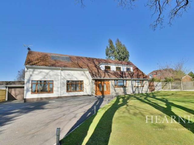 5 Bedroom Detached House