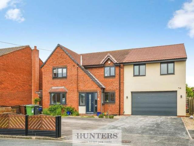 5 Bedroom Detached House