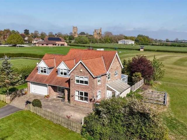 5 Bedroom Detached House