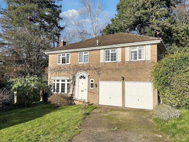 5 Bedroom Detached House