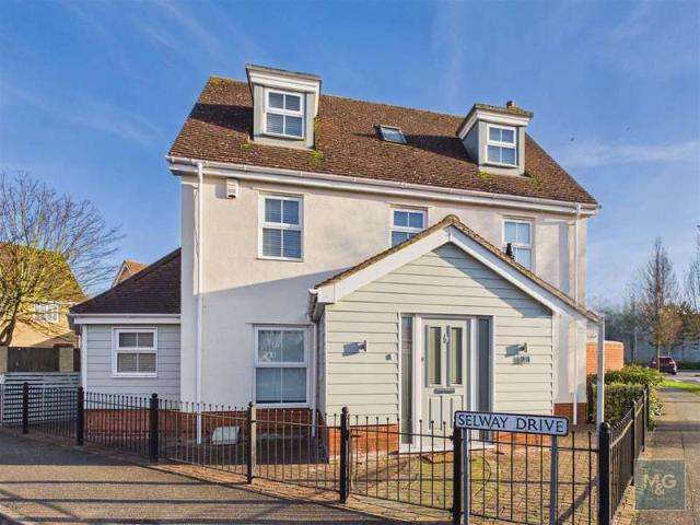 5 Bedroom Detached House