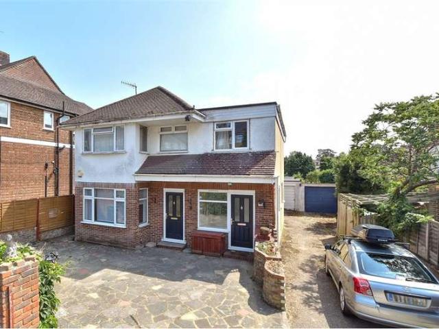 5 Bedroom Detached House
