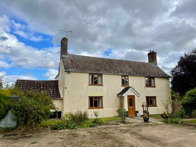 5 Bedroom Detached House