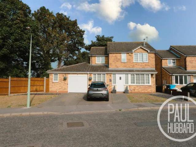 5 Bedroom Detached House