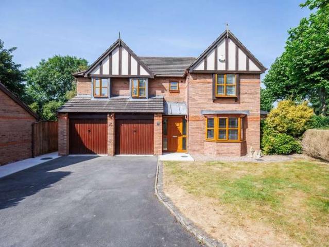 5 Bedroom Detached House