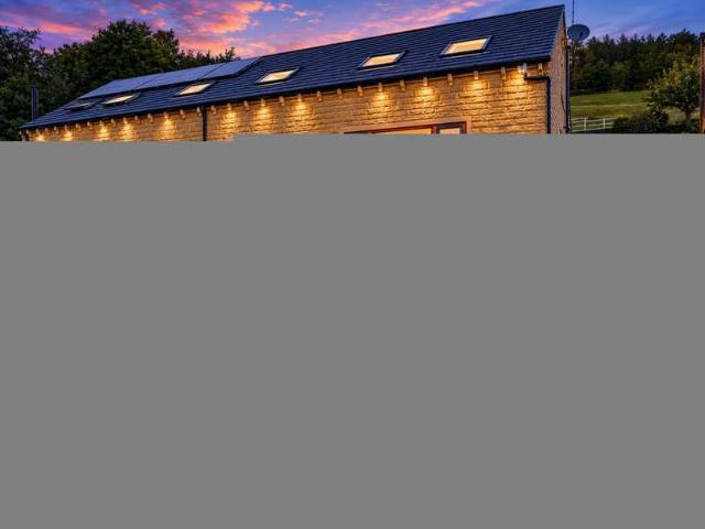 5 Bedroom Detached House