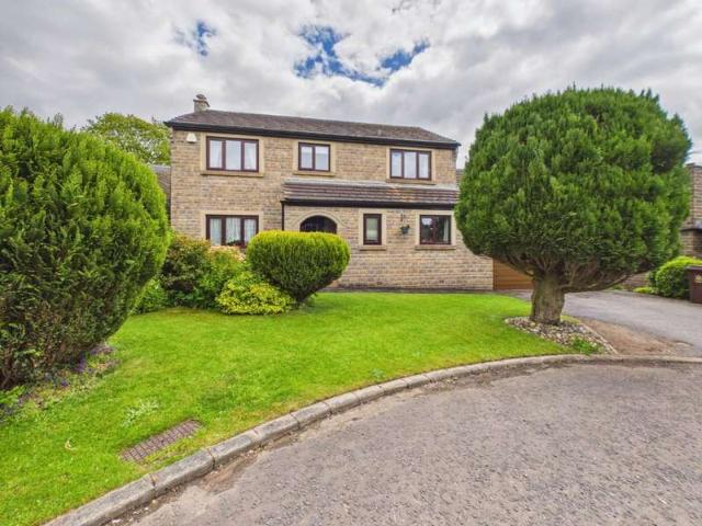 5 Bedroom Detached House
