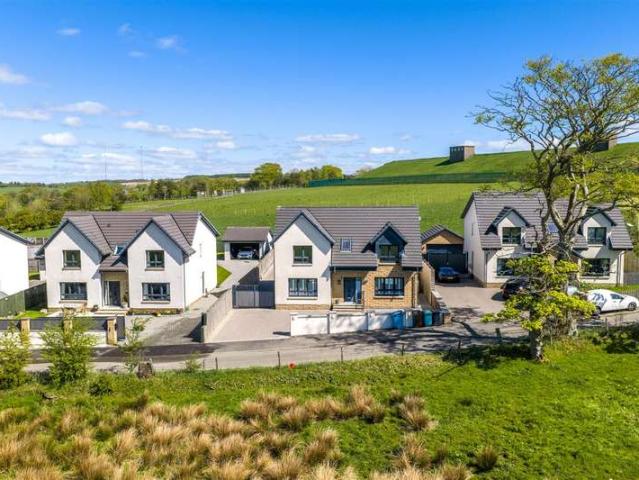 5 Bedroom Detached House