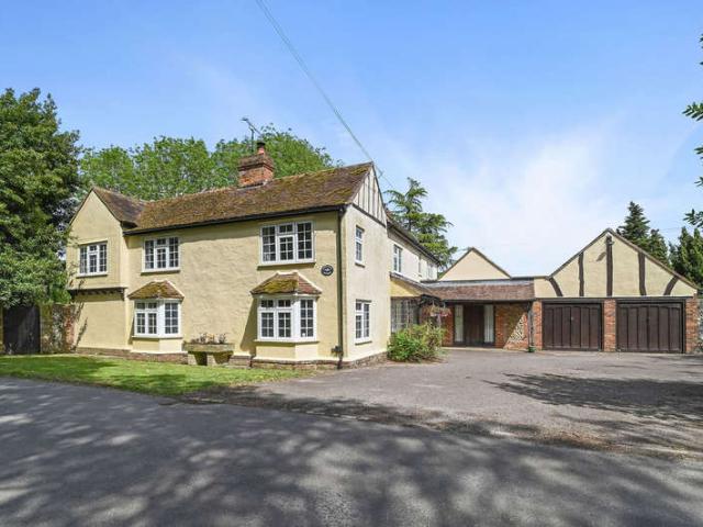 5 Bedroom Detached House