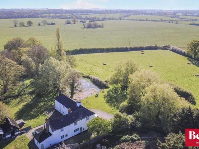 5 Bedroom Detached House