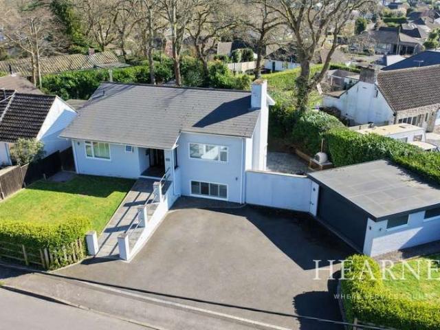 5 Bedroom Detached House