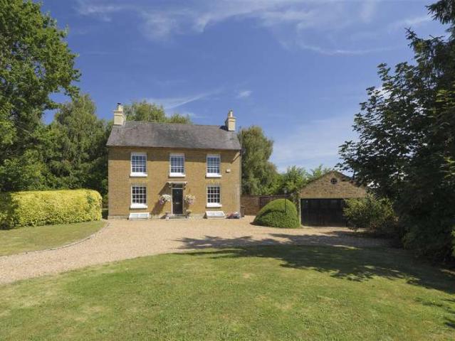 5 Bedroom Detached House