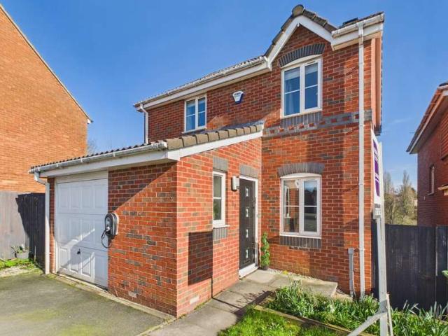 5 Bedroom Detached House