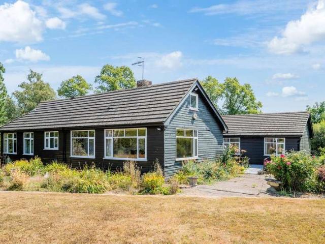 5 Bedroom Detached House